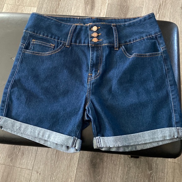 VIP | Shorts | New Vip Jean Shorts Dark Denim Blue Rolled Hem 3 Button ...